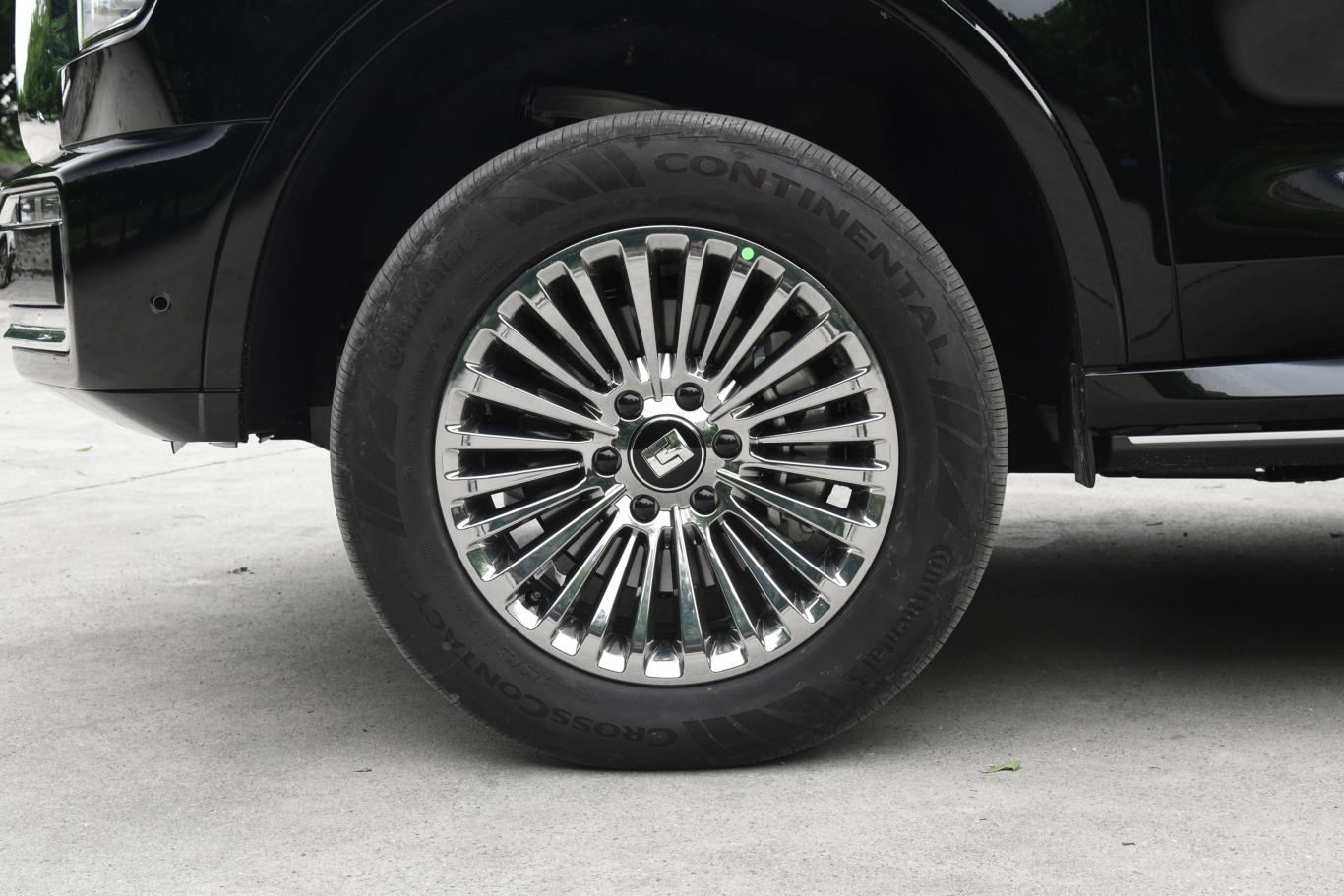 【坦克500新能源2.0T Hi4-T前轮毂造型图片-汽车图片大全】-易车