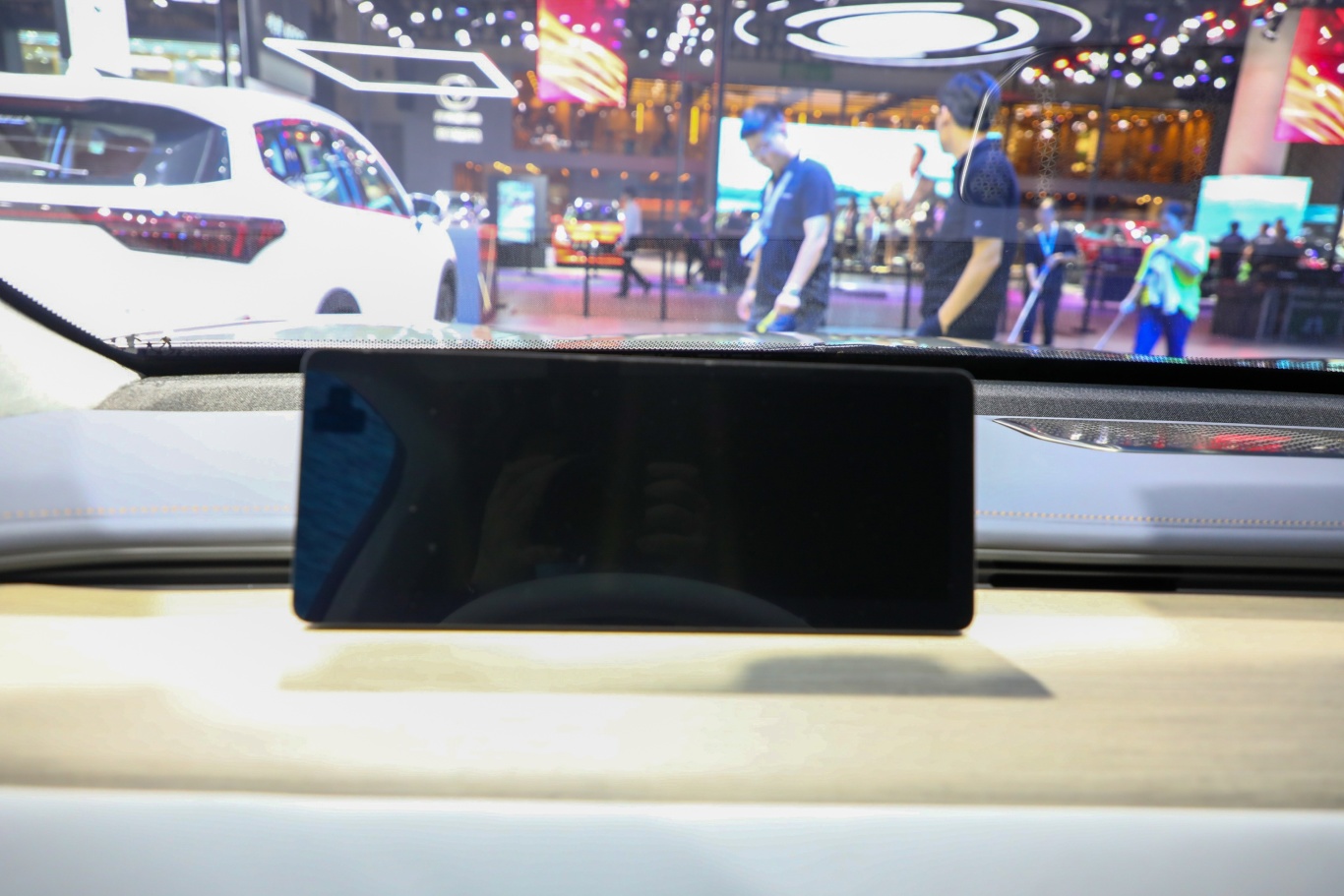 【星纪元 ET纯电版 655km 四驱Ultra内饰图片-汽车图片大全】-易车