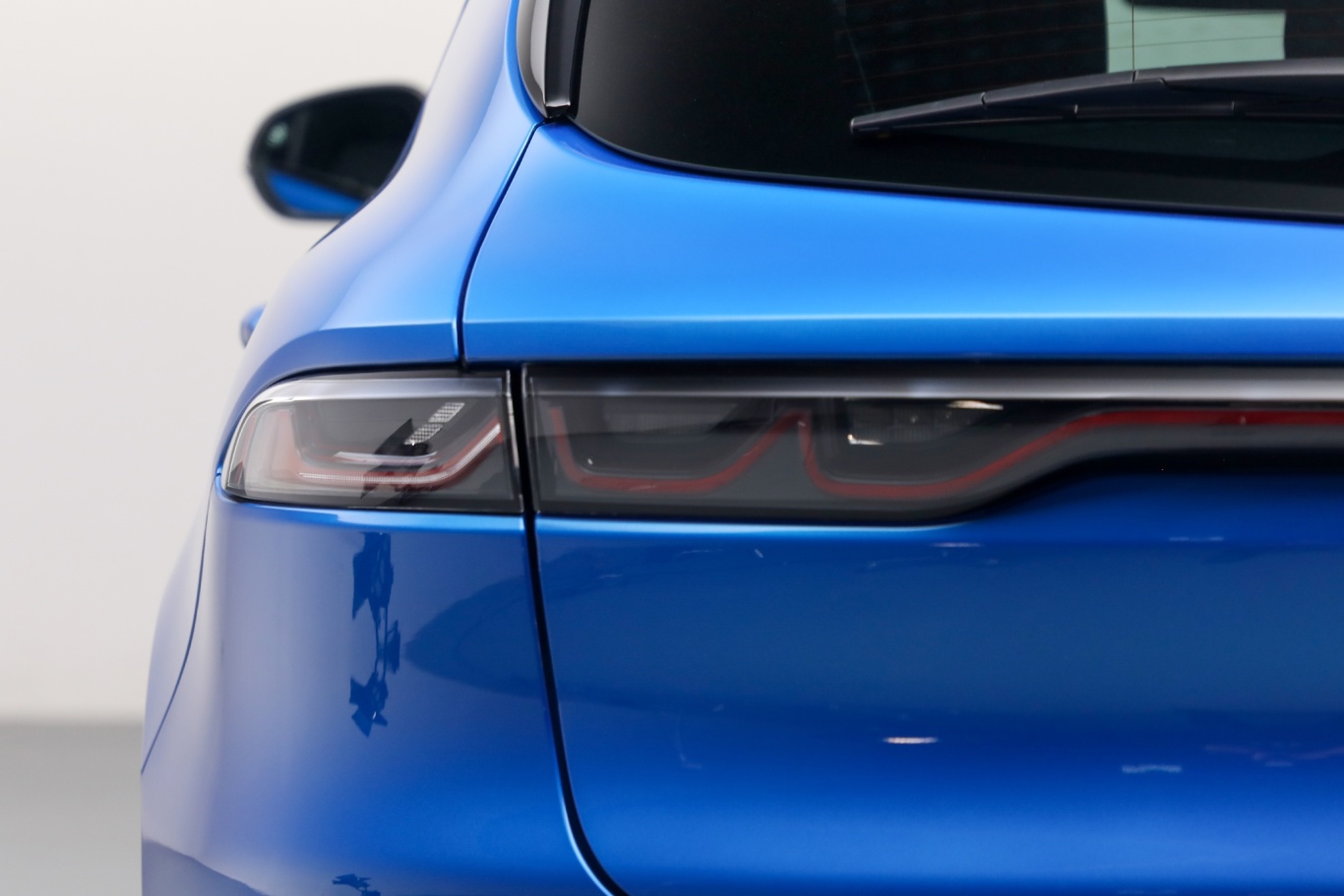 【Tonale托纳利2.0T 赛道版外观灯组图片-汽车图片大全】-易车