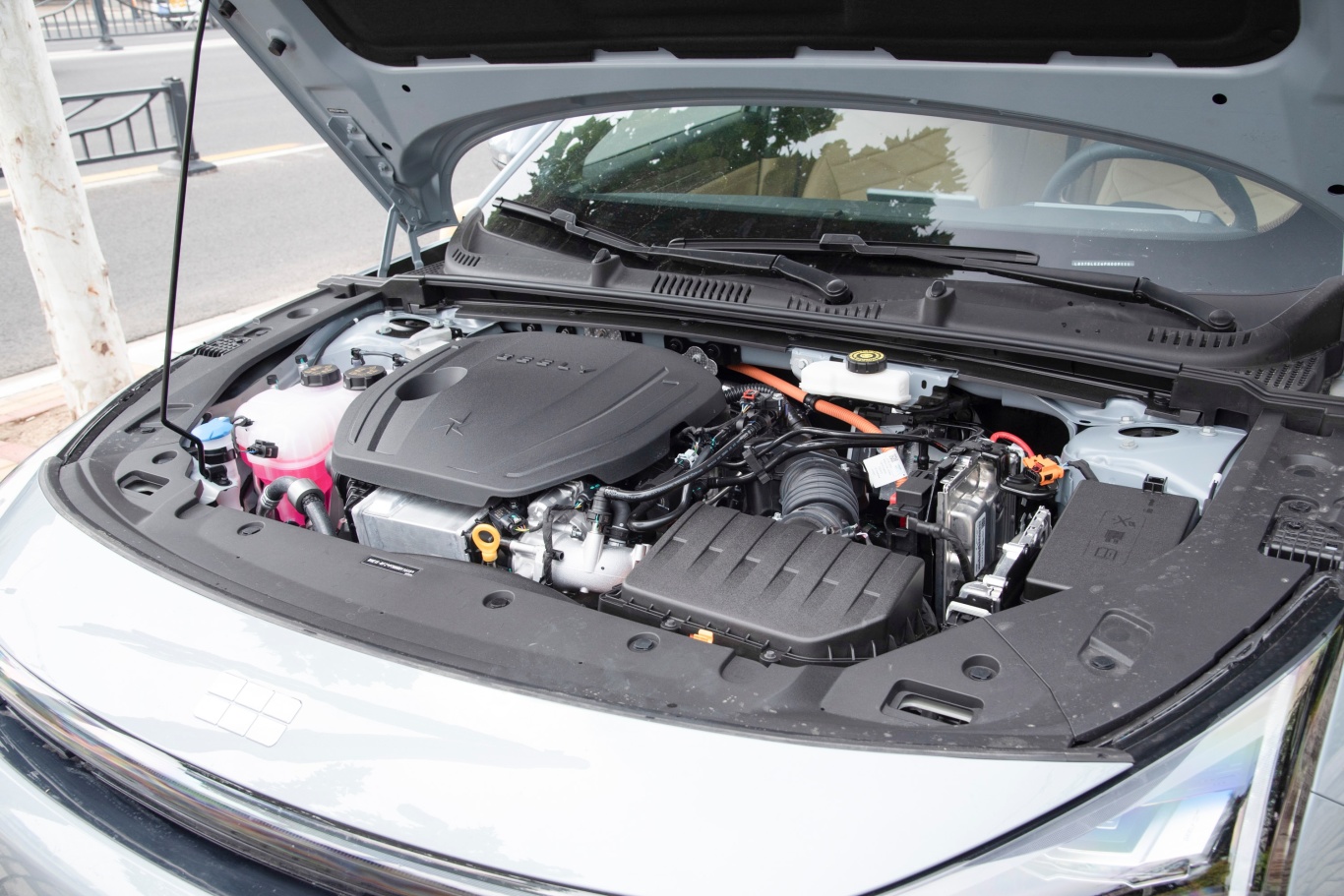 【银河L61.5T 125km MAX动力底盘图片-汽车图片大全】-易车