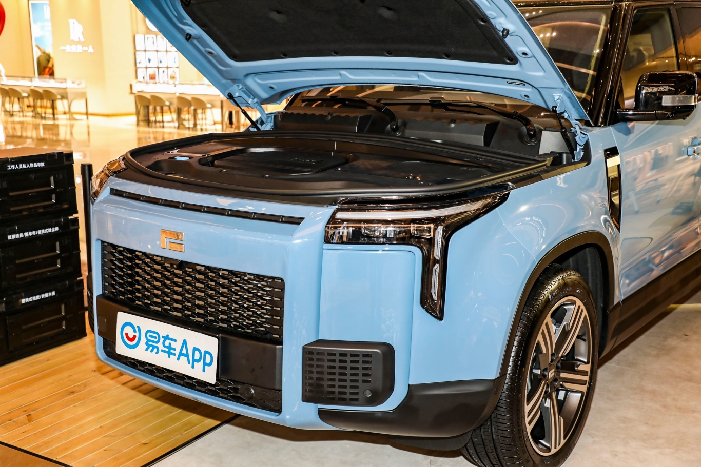 【极石011.5T 235km 尊享版 6座动力底盘图片-汽车图片大全】-易车