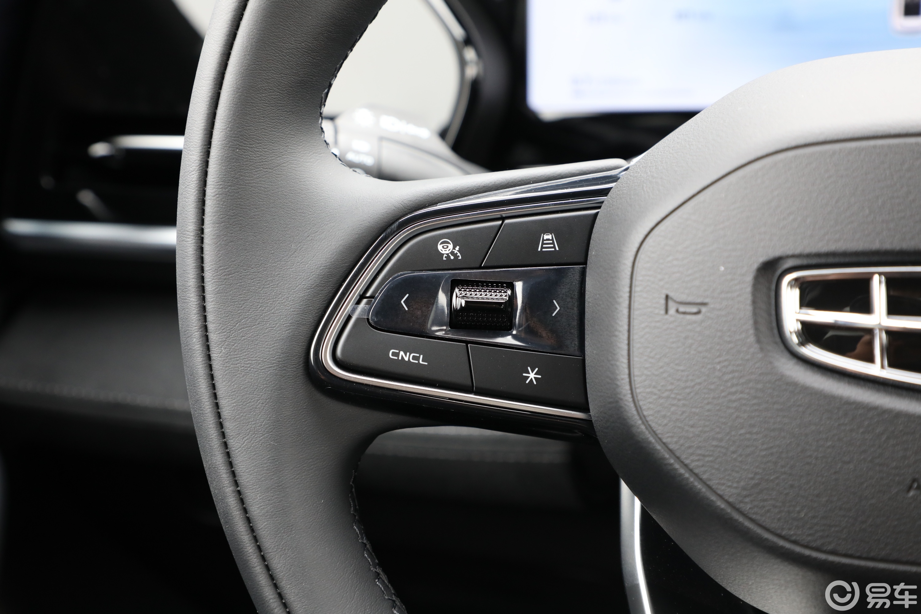 【星越L2.0T 自动两驱天际版左侧方向盘功能按键图片-汽车图片大全】-易车