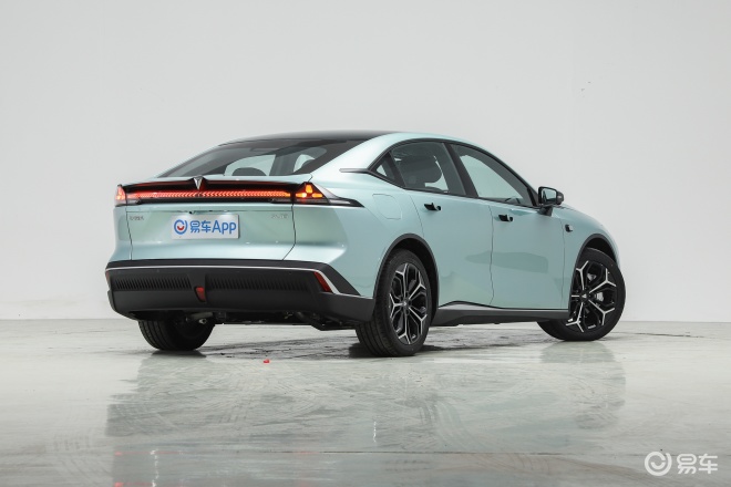 深蓝SL03累计交付突破10万辆 售14.59万元起_汽车产经网