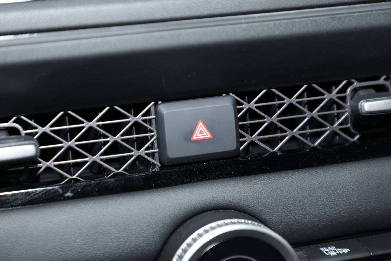 【雅阁 e:PHEV2.0L 82km 旗舰版中控图片-汽车图片大全】-易车