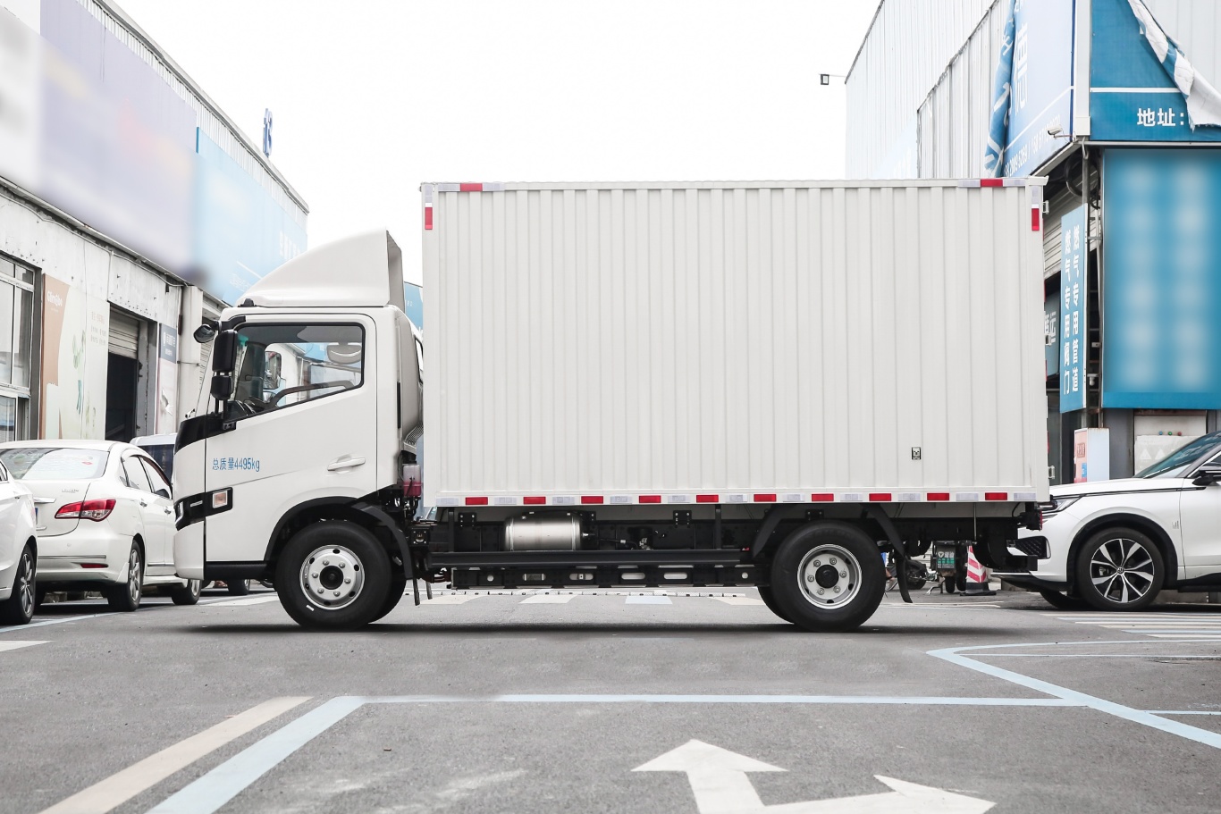 【远程星智H8E 厢式车智运版 宁德时代100.46kWh正侧车头向左水平图片-汽车图片大全】-易车