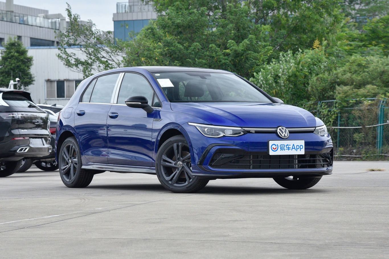 【高尔夫改款 280TSI R-Line Lite侧前45度车头向右水平图片-汽车图片大全】-易车