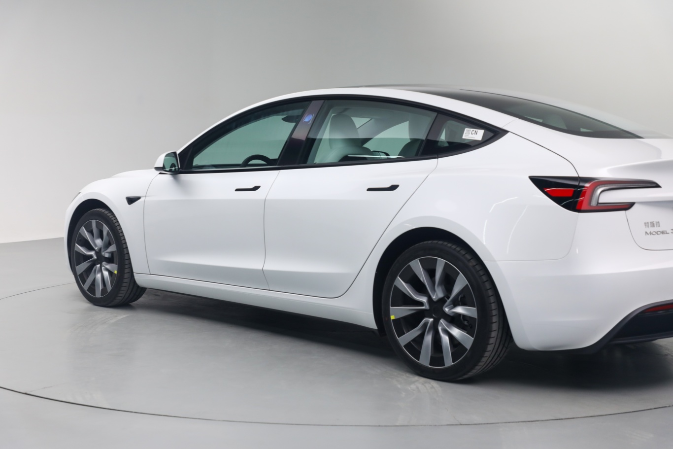 【Model 3713km 长续航全轮驱动版外观细节图片-汽车图片大全】-易车