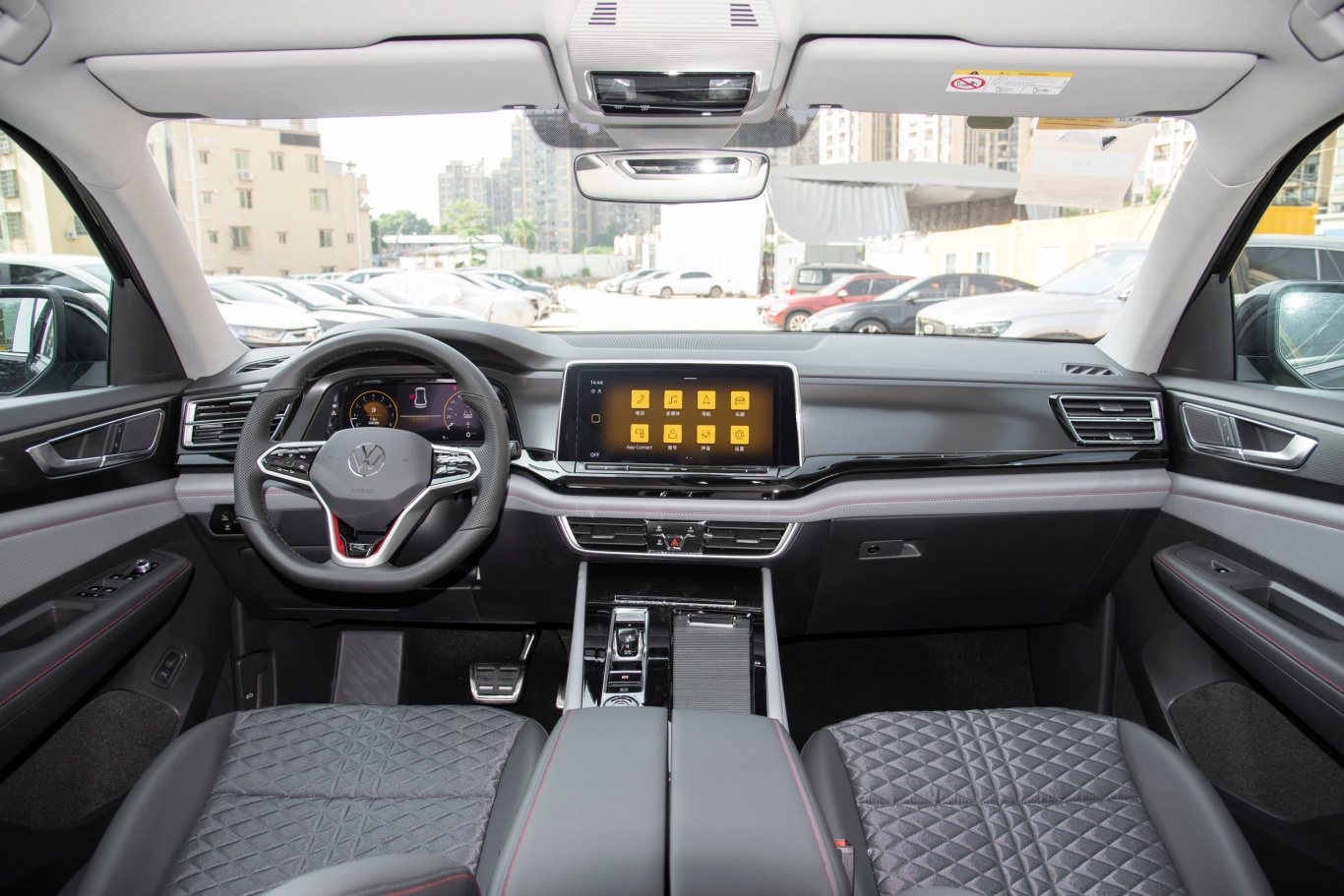 【途昂X380TSI 四驱豪华版内饰全景正拍图片-汽车图片大全】-易车