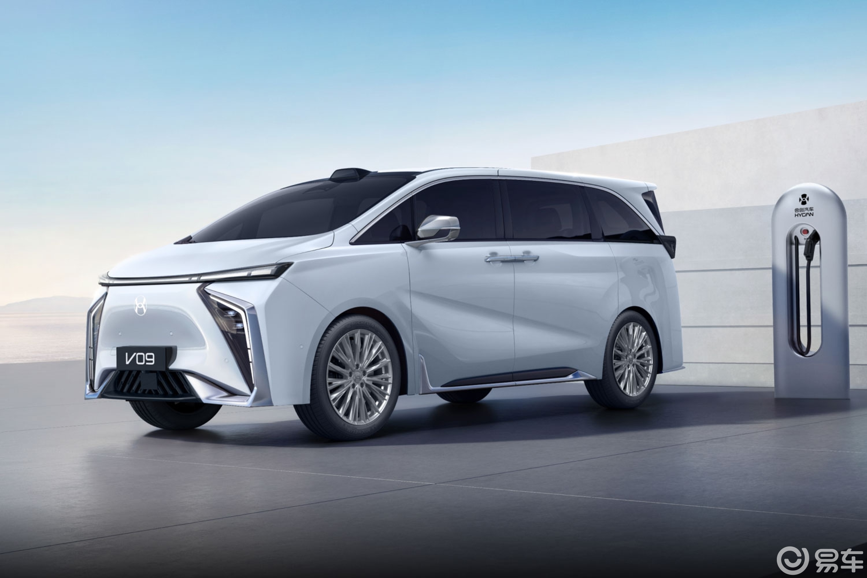 【合创V09图片-汽车图片大全】-易车
