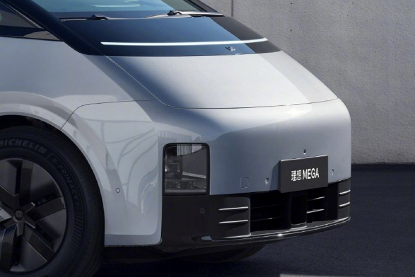 【理想MEGA图片-汽车图片大全】-易车