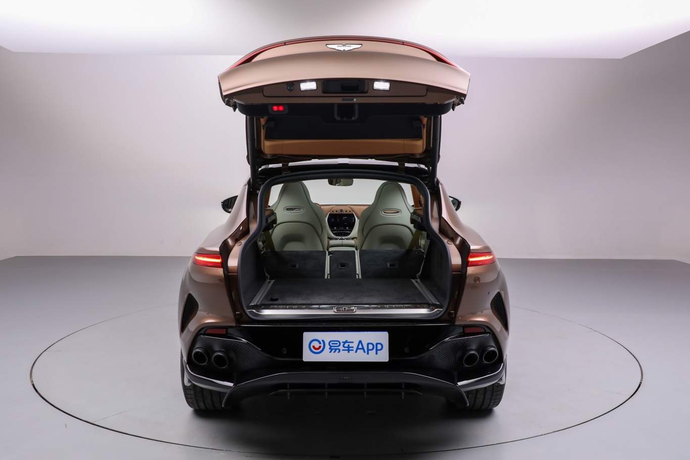 【阿斯顿·马丁DBX4.0T V8 707后备厢图片-汽车图片大全】-易车