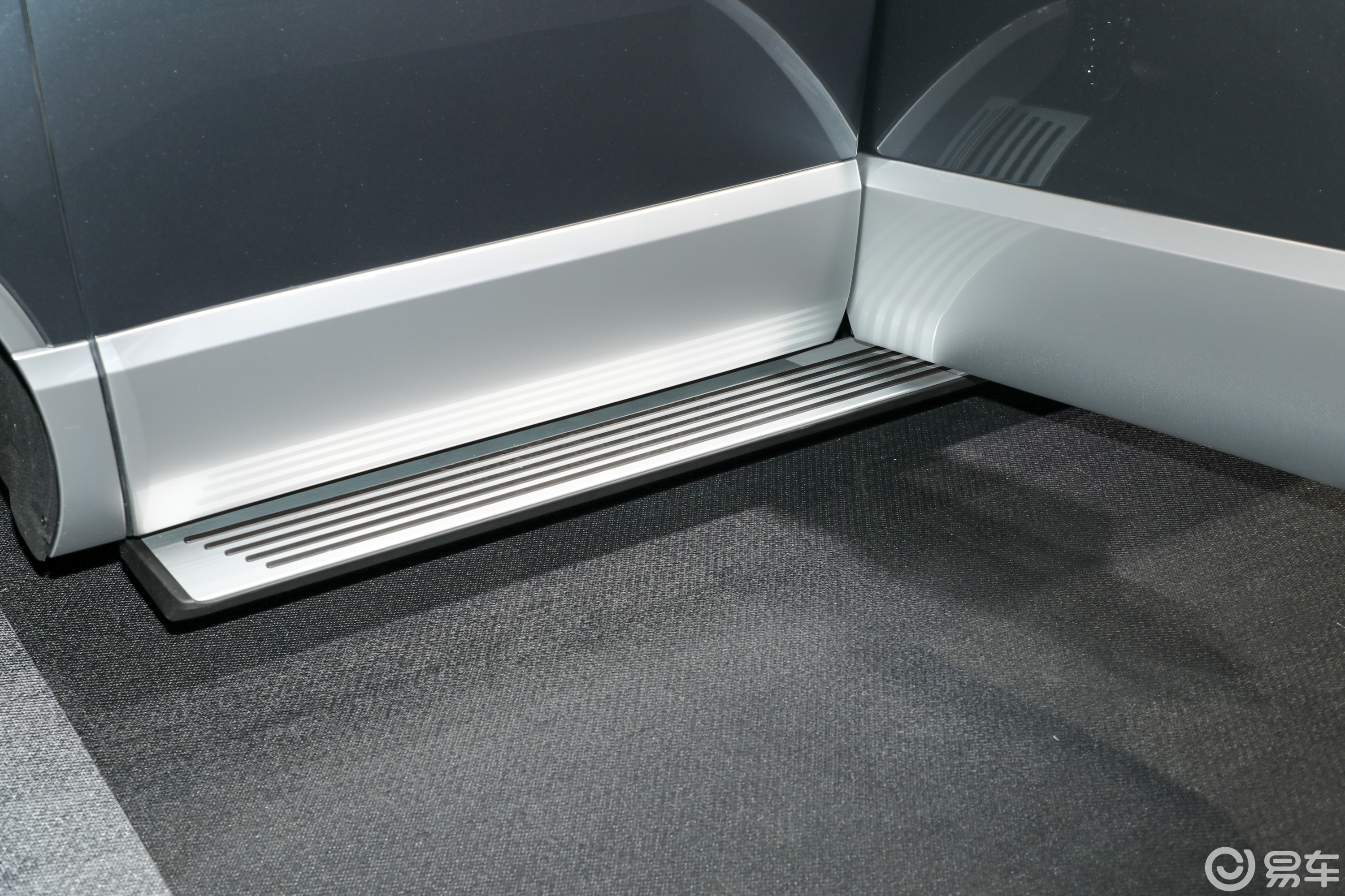 【世极3.5L 57km PHEV外观图片-汽车图片大全】-易车