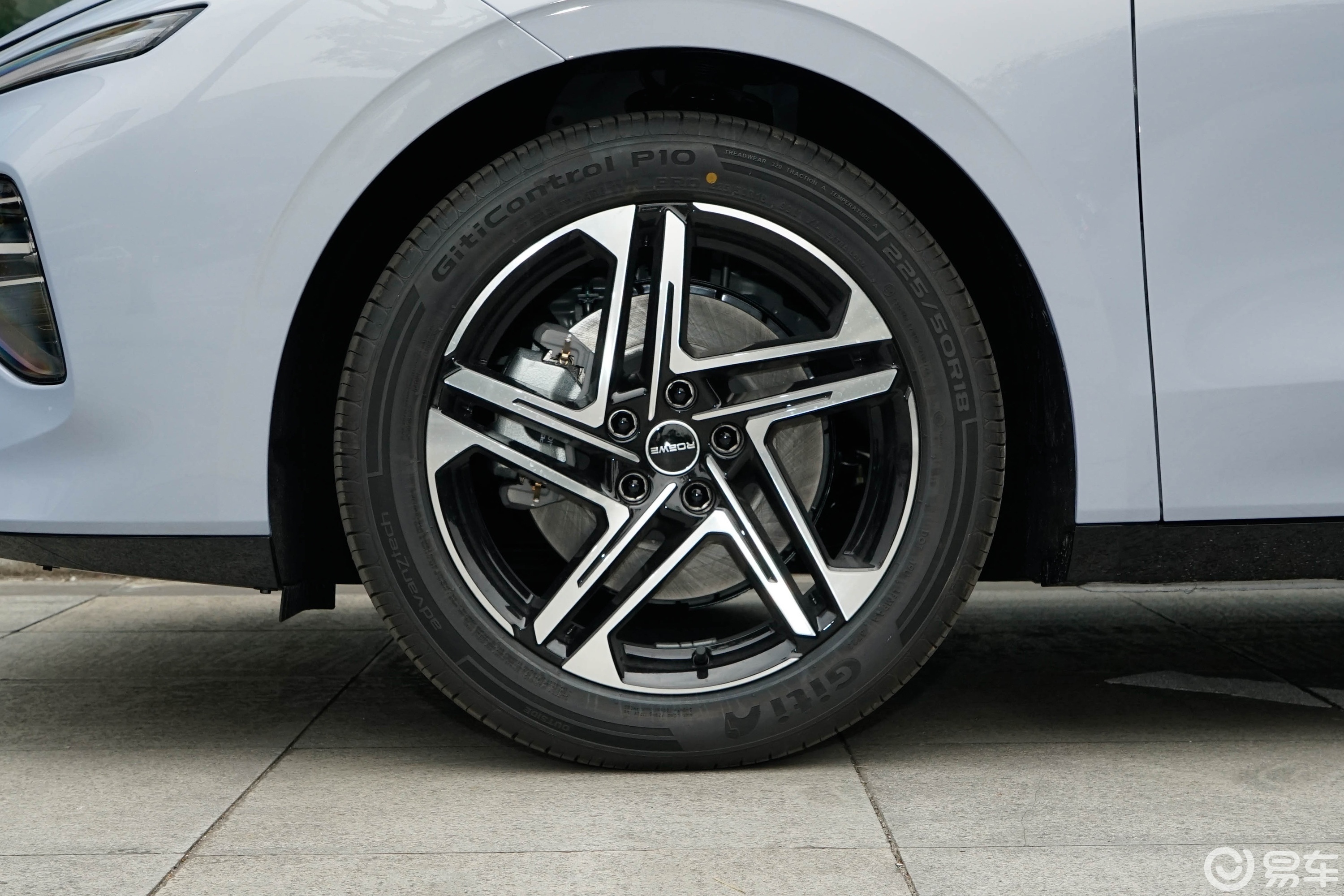 【荣威D7纯电动 510km 后驱卓越版前轮毂造型图片-汽车图片大全】-易车