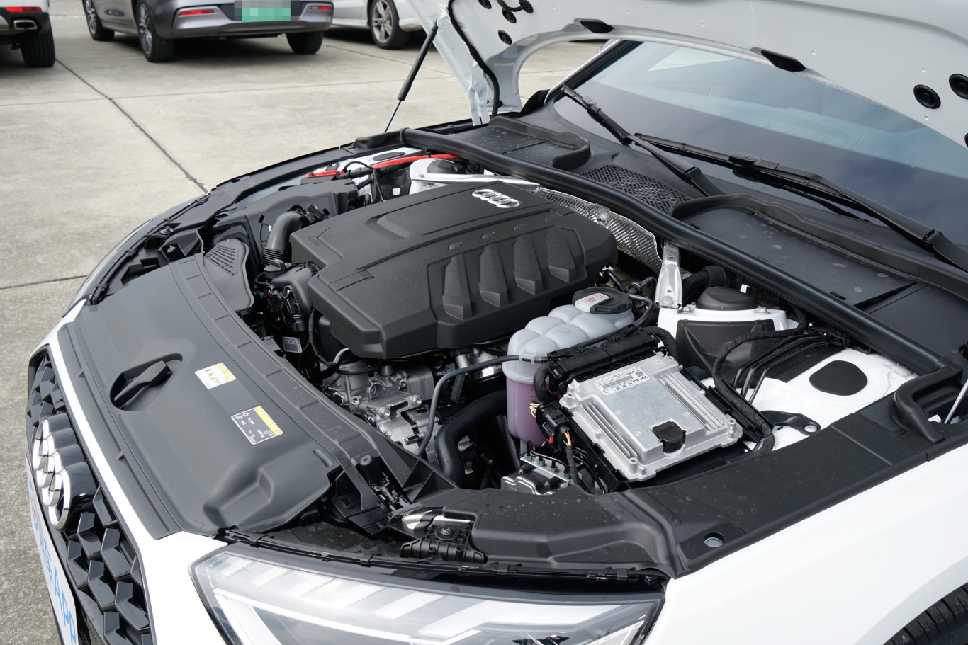 【奥迪A4L40 TFSI 豪华动感型动力底盘图片-汽车图片大全】-易车