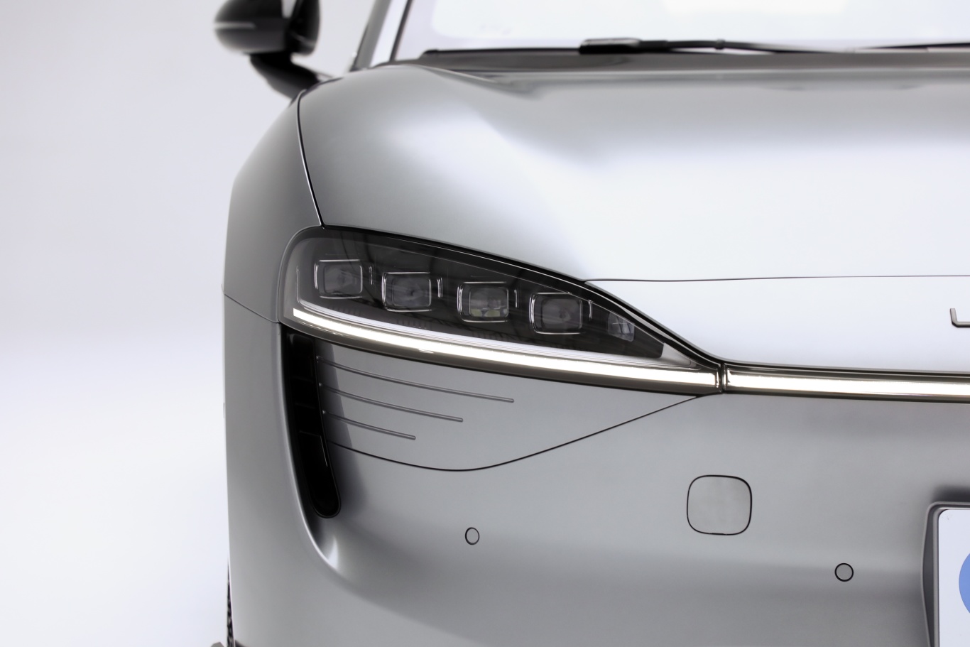 【智界S7630km 四驱Max RS外观灯组图片-汽车图片大全】-易车