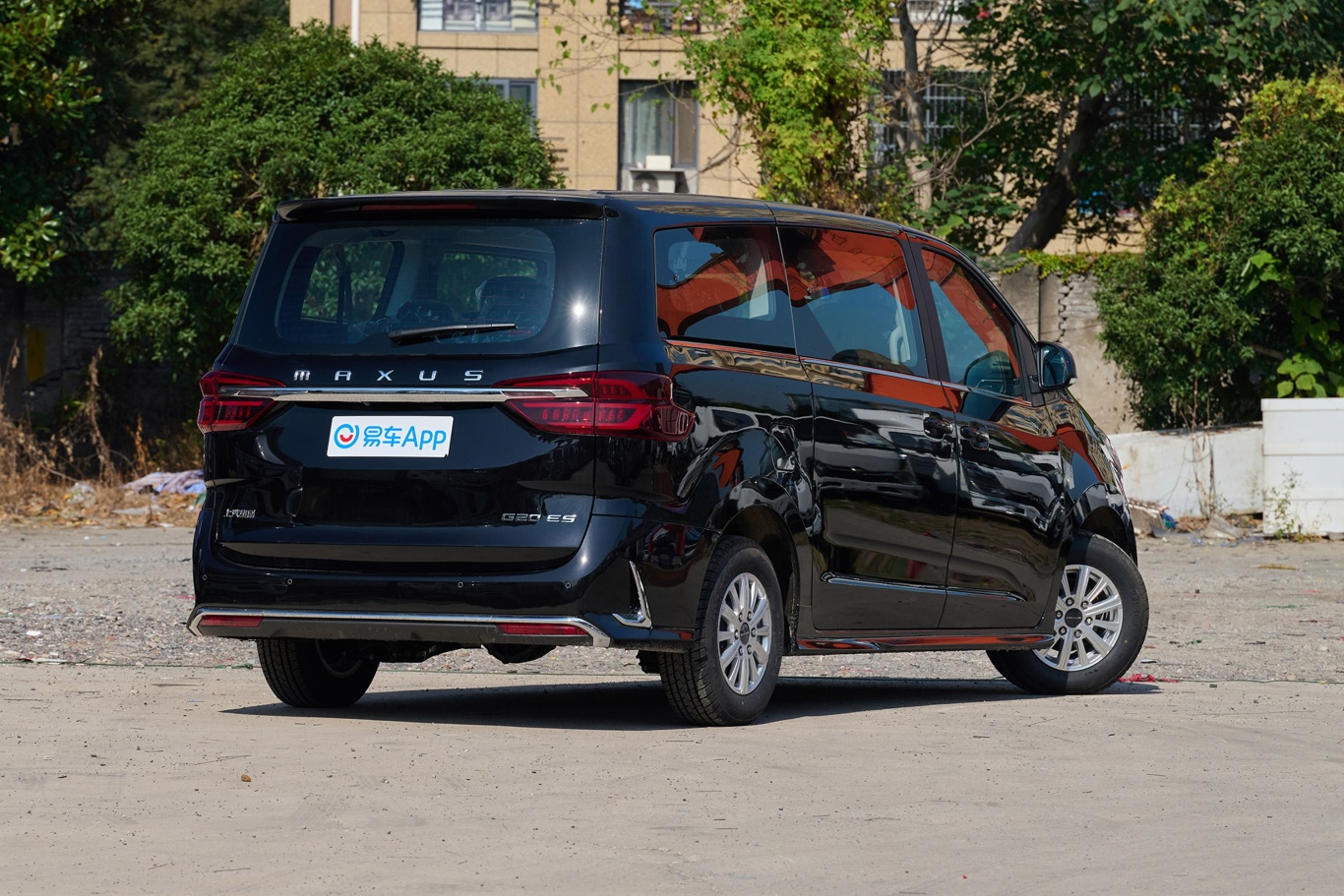 【大通G20改款 ES 2.0T 自动超值版 7座 汽油侧后45度车头向右水平图片-汽车图片大全】-易车