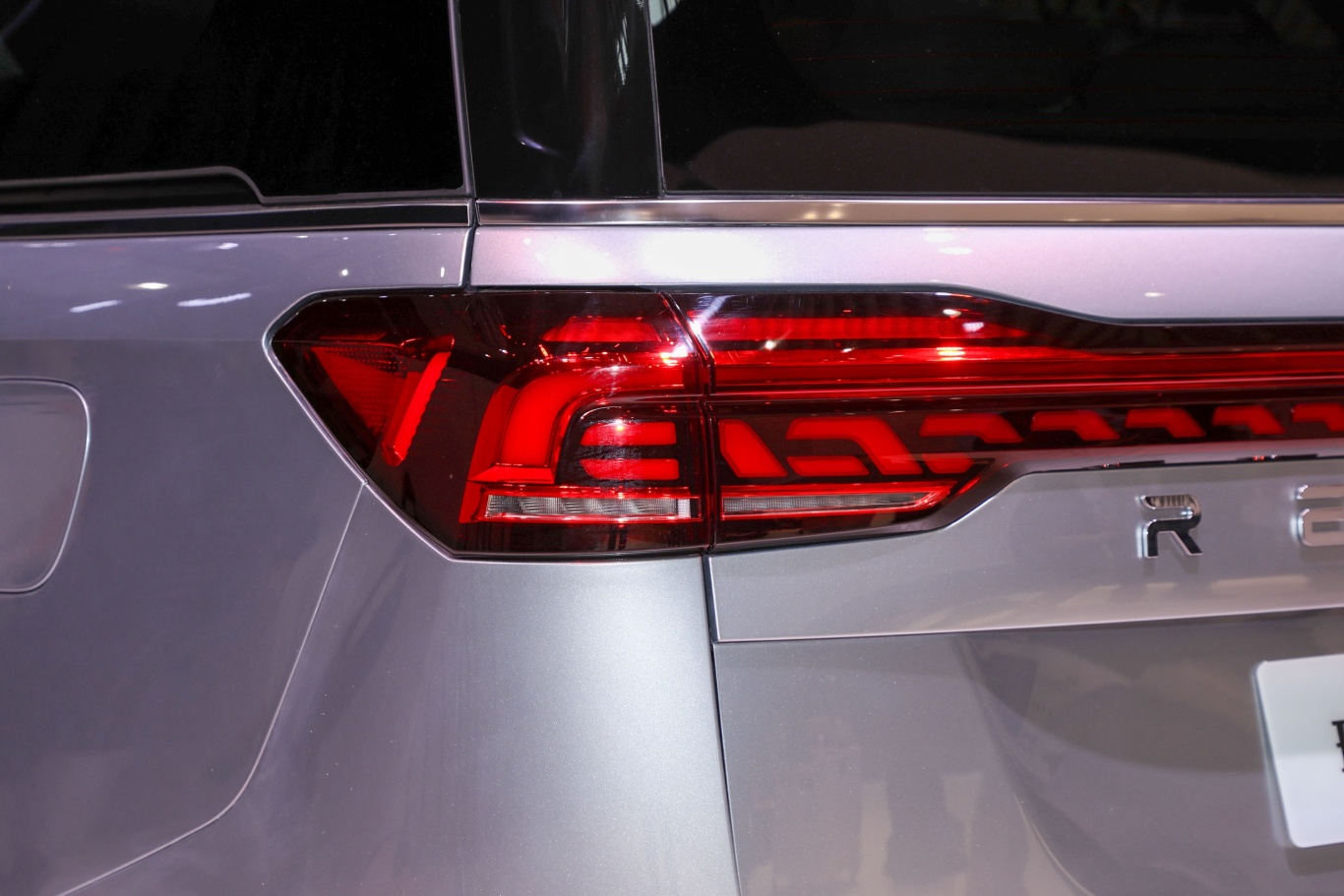 【瑞风RF8鸿蒙版 2.0T 旗舰型外观图片-汽车图片大全】-易车