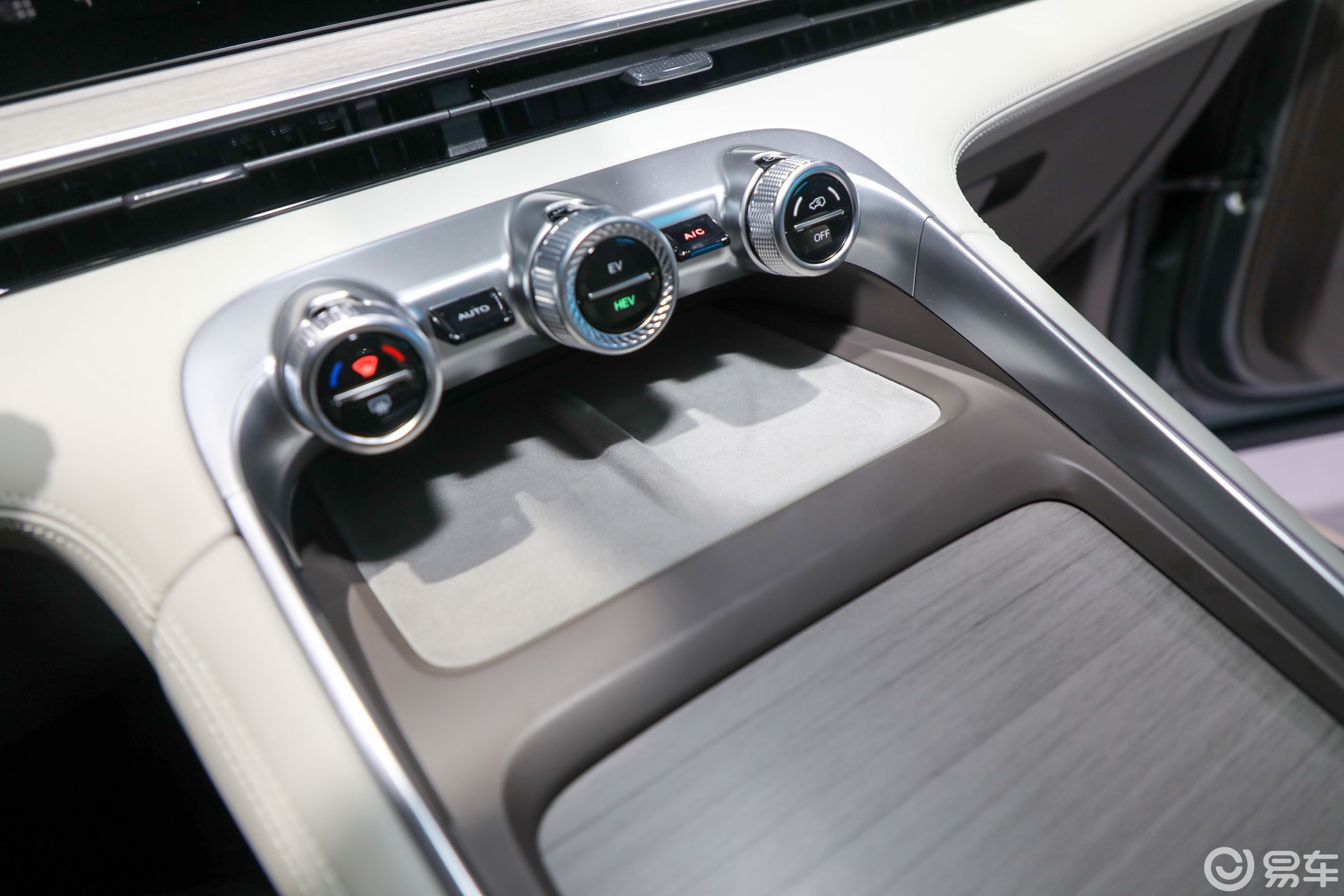 【星途瑶光C-DM1.5T 165km 四驱顶配版内饰图片-汽车图片大全】-易车