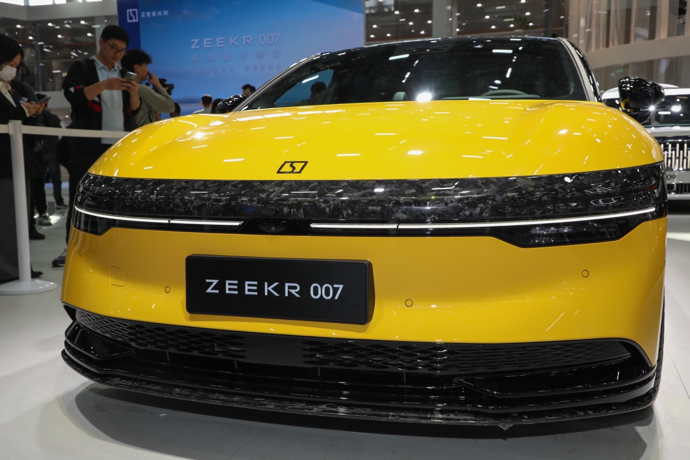 【ZEEKR 007图片-汽车图片大全】-易车