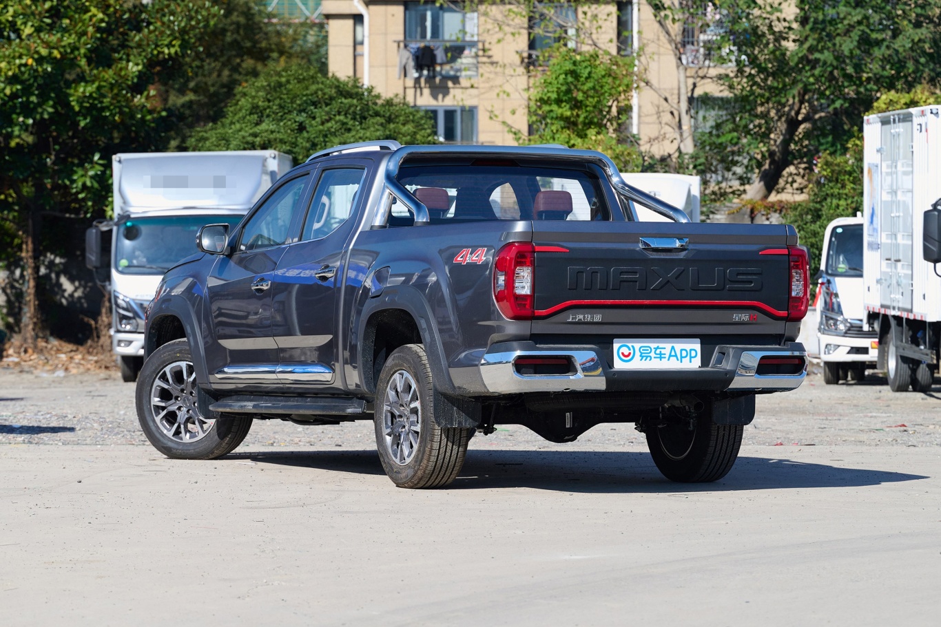【上汽大通MAXUS 星际星际H 2.0T 自动四驱长箱精英版 柴油侧后45度车头向左水平图片-汽车图片大全】-易车