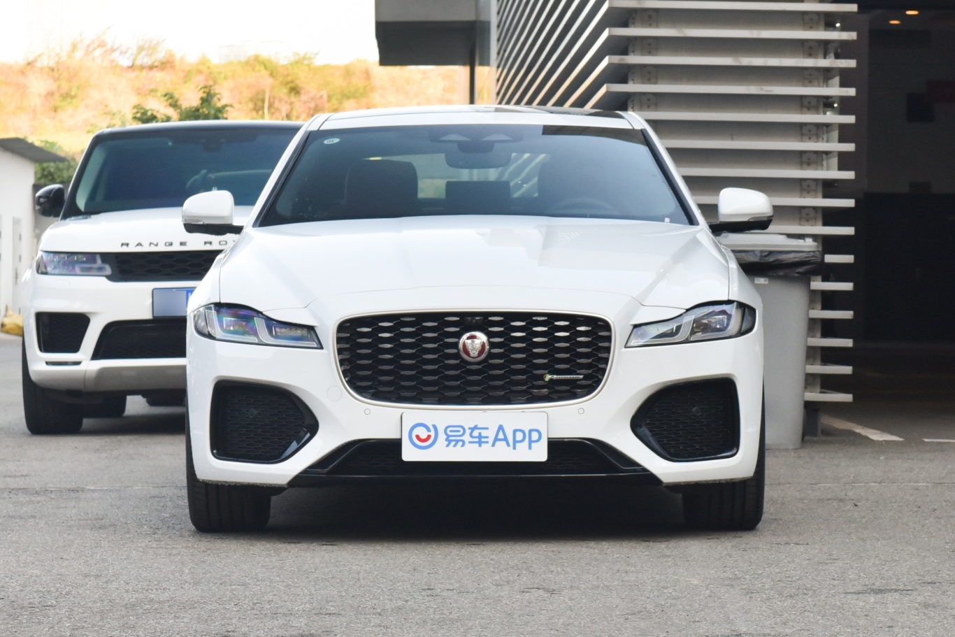 【捷豹XFL2.0T P250 两驱精英运动版正前水平图片-汽车图片大全】-易车