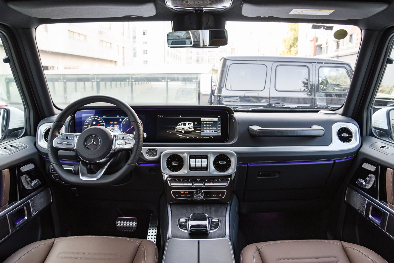 【奔驰G级G 350内饰全景正拍图片-汽车图片大全】-易车