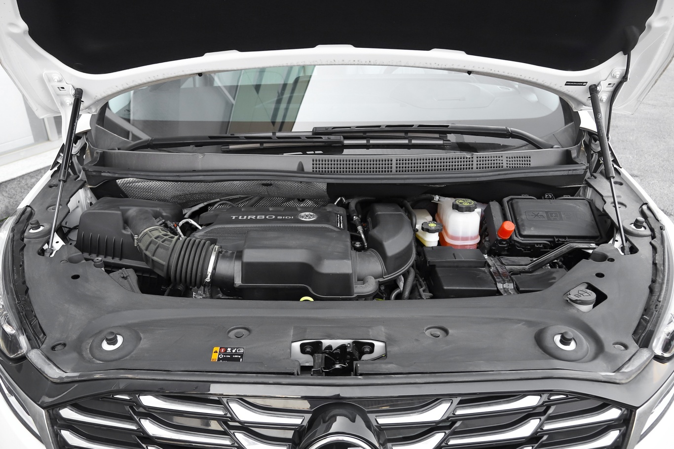 【别克GL8ES陆尊 2.0T 豪华型-和悦版 7座发动机舱整体图片-汽车图片大全】-易车