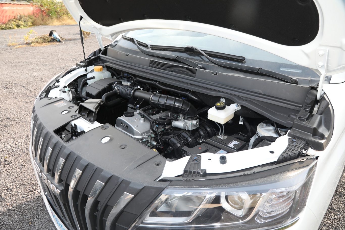 【锐胜王牌M72.0L 自动长轴创享型 9座动力底盘图片-汽车图片大全】-易车