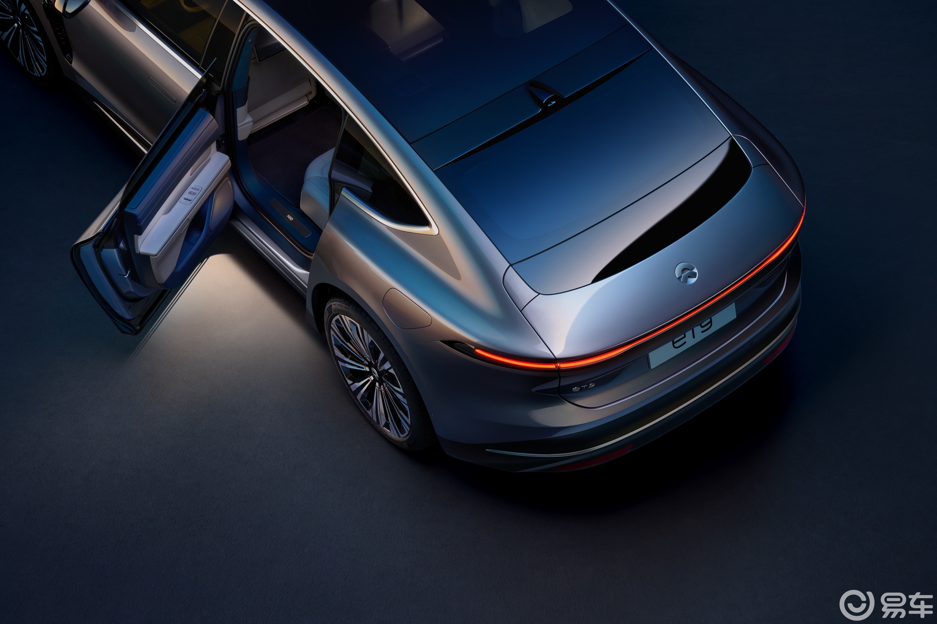 【蔚来ET9图片-汽车图片大全】-易车