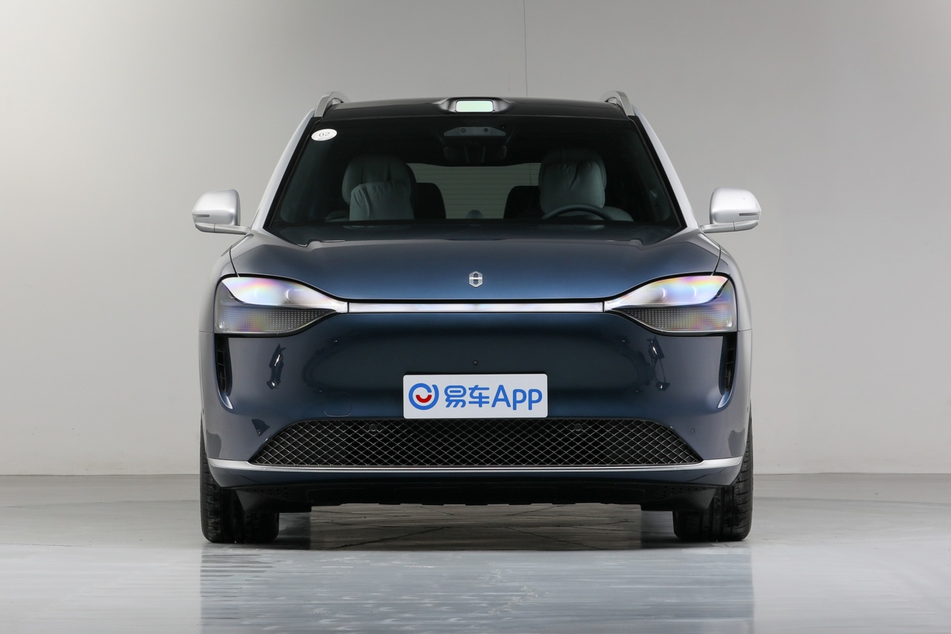 【问界M9纯电版 630km Ultra 6座正前水平图片-汽车图片大全】-易车