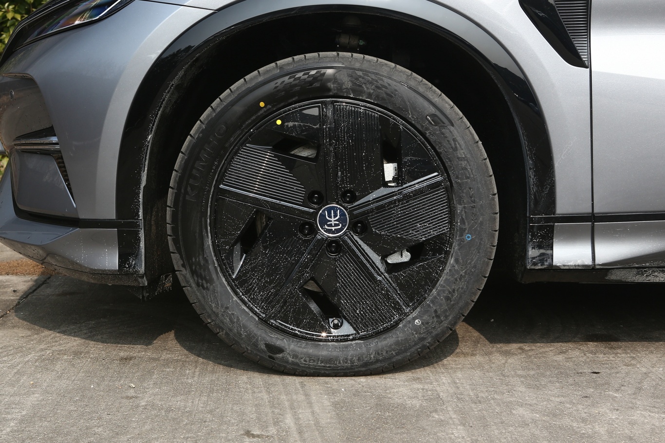【宋L EV550km 后驱超越型前轮毂造型图片-汽车图片大全】-易车
