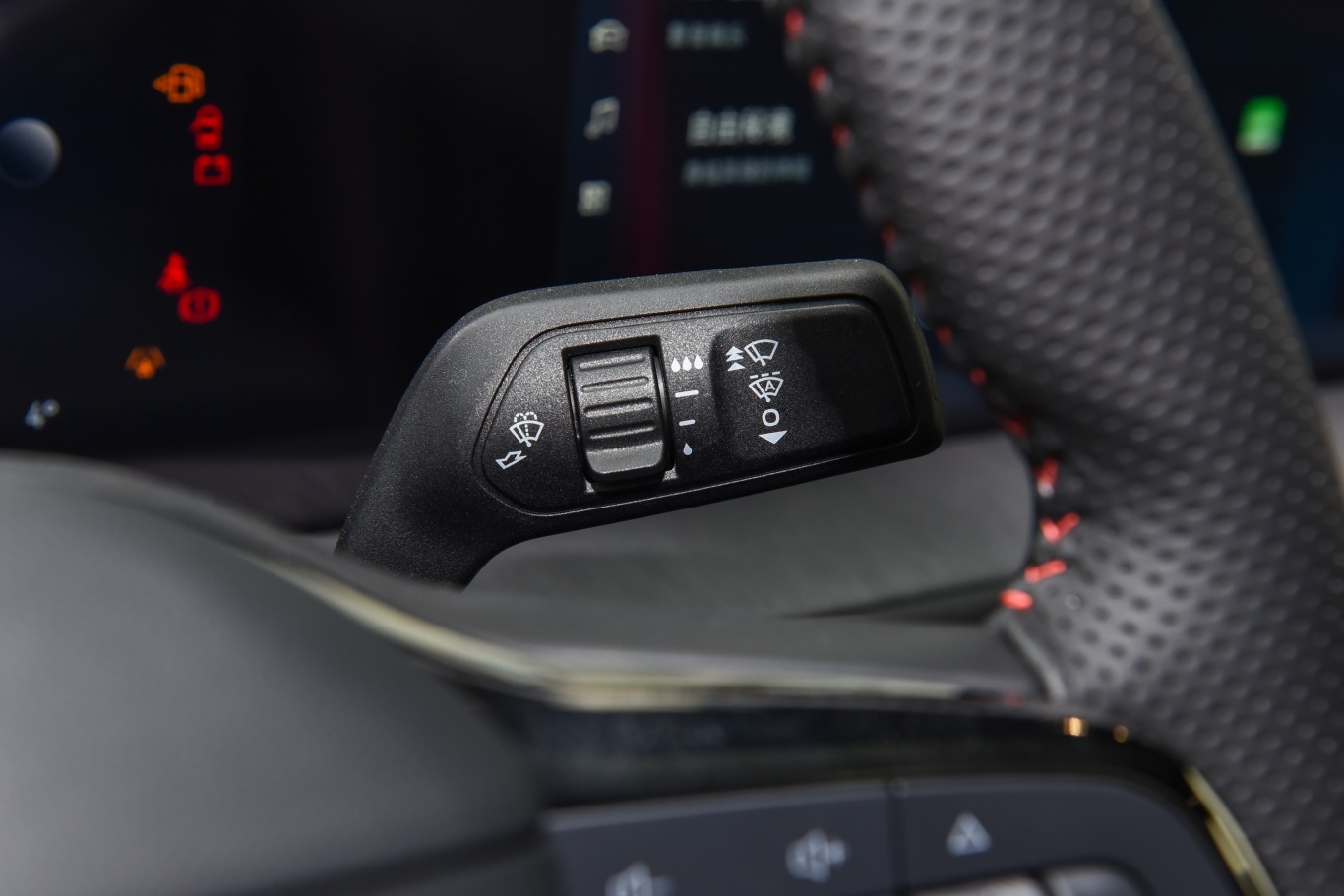 【蒙迪欧EcoBoost 245 ST-Line主驾驶位图片-汽车图片大全】-易车