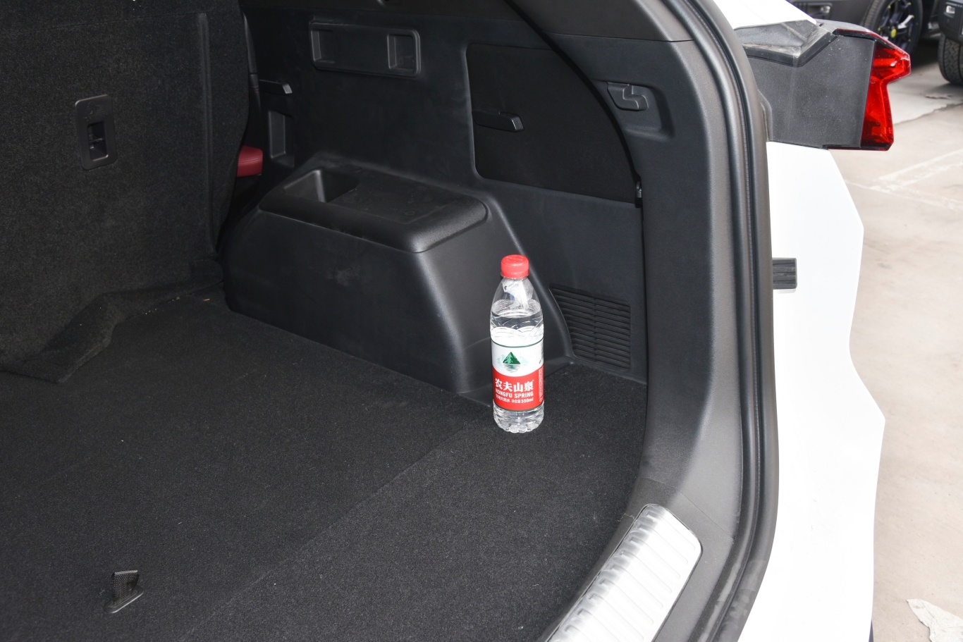 【捷途X70 C-DM1.5T 110km 远航版PRO+ 5座后备厢图片-汽车图片大全】-易车