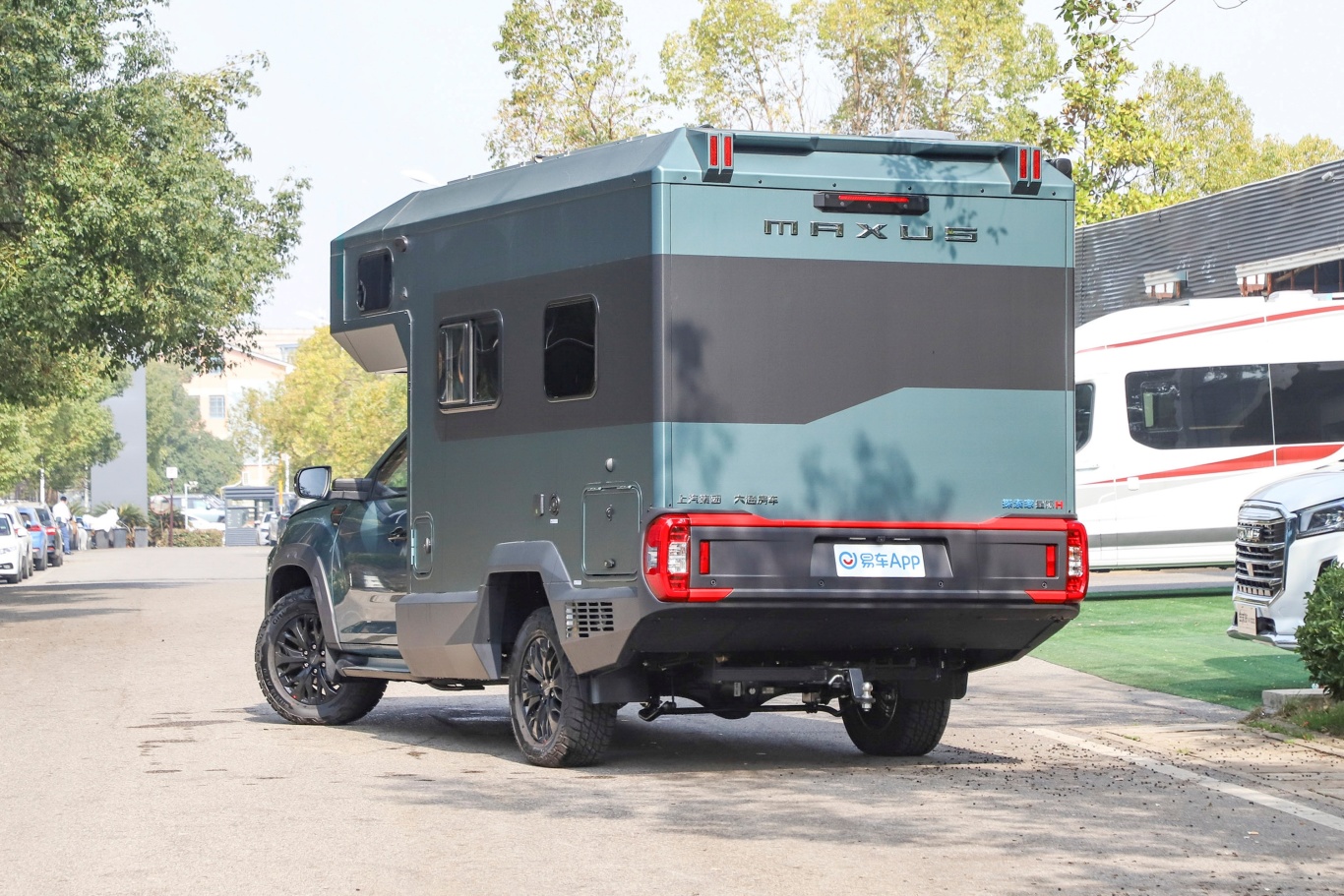 【探索家·星际H2.0T 纵横版 4座侧后45度车头向左水平图片-汽车图片大全】-易车