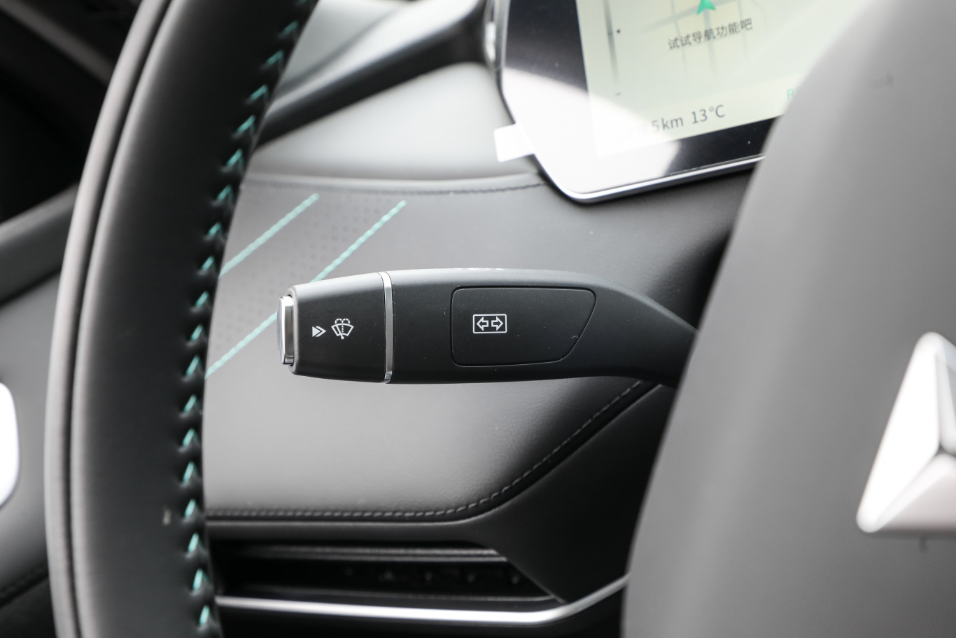 【深蓝SL03纯电版 530km Max主驾驶位图片-汽车图片大全】-易车