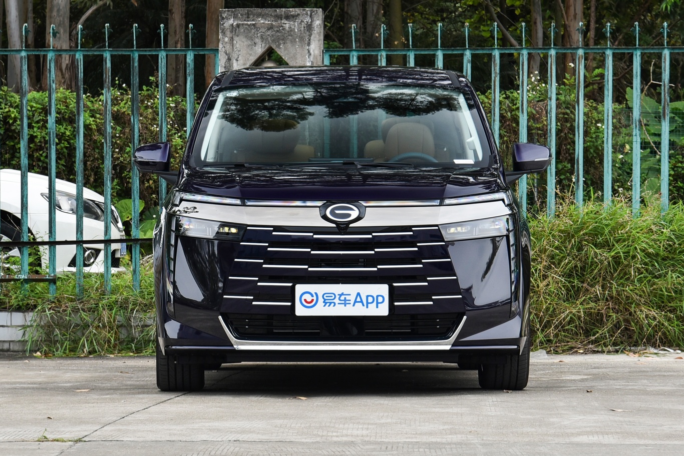 【传祺E8新能源2.0L 150km 贺岁版正前水平图片-汽车图片大全】-易车