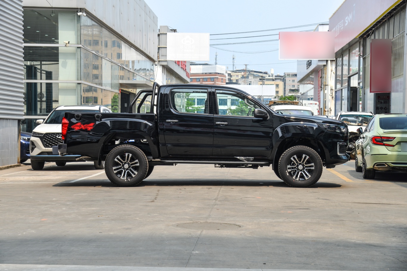 【将军F9青春版 2.0T 手动四驱标箱精英型 柴油正侧车头向右水平图片-汽车图片大全】-易车