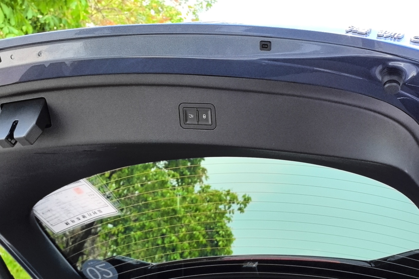 【海狮07EV610km 后驱610智航版电动尾门按键（手动扶手）图片-汽车图片大全】-易车