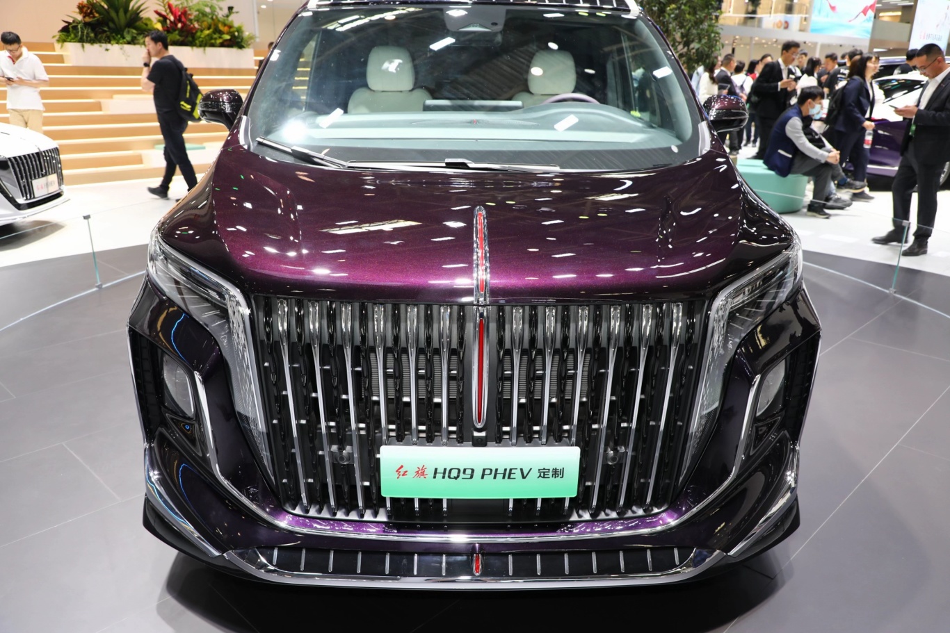 【红旗HQ9 PHEV图片-汽车图片大全】-易车