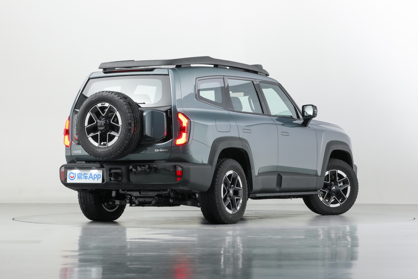 【深蓝G318174km 四驱空悬版侧后45度车头向右水平图片-汽车图片大全】-易车