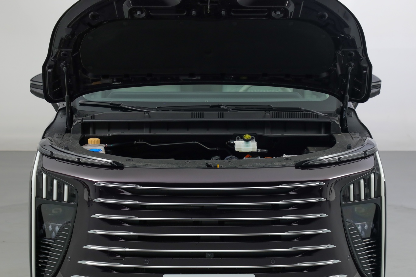 【星海V9青云梯系列 1.5T 200km 尊贵型前舱整体图片-汽车图片大全】-易车