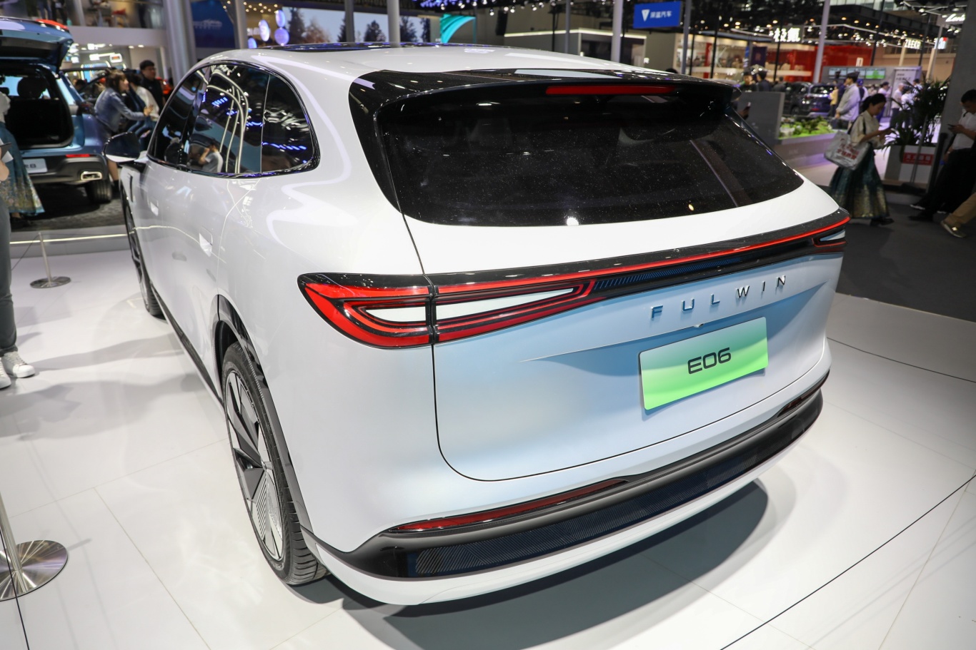 【风云E06高配版外观图片-汽车图片大全】-易车