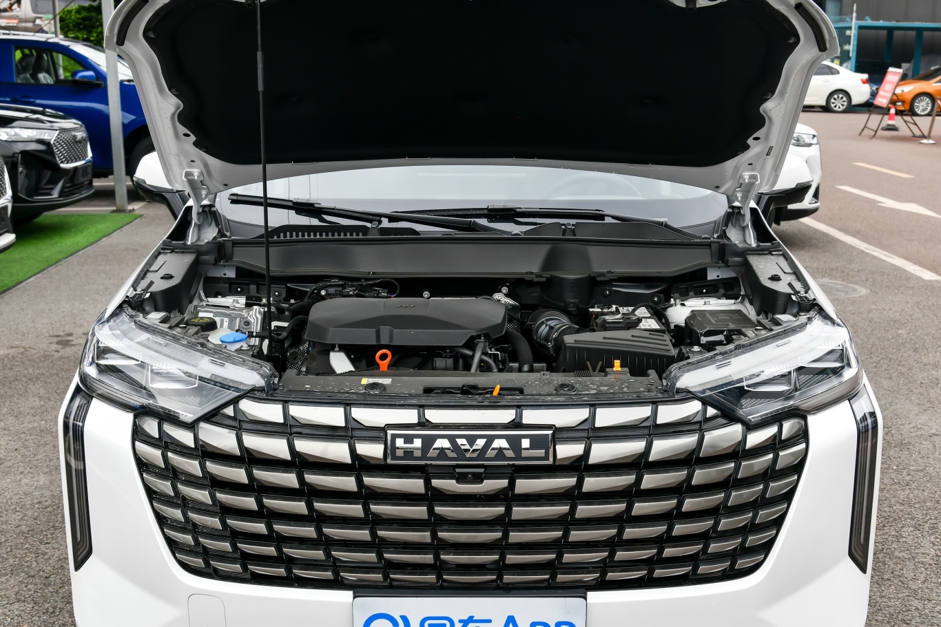 【哈弗H62.0T 两驱Max前舱整体图片-汽车图片大全】-易车