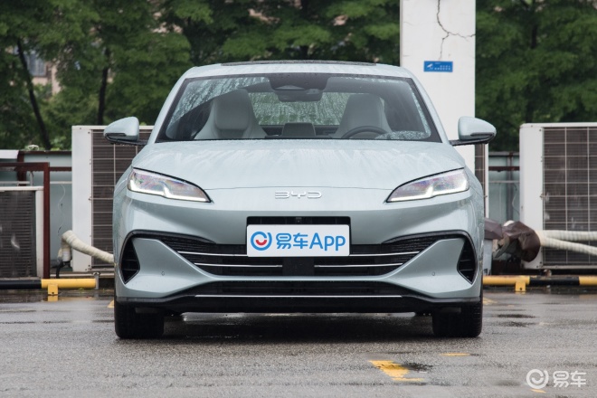 带领中型车进入2100km续航 比亚迪海豹06DM-i怎么选更值？_易车