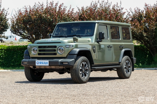 全新212将于8月22日正式上市 搭载2.0T+8AT动力_易车