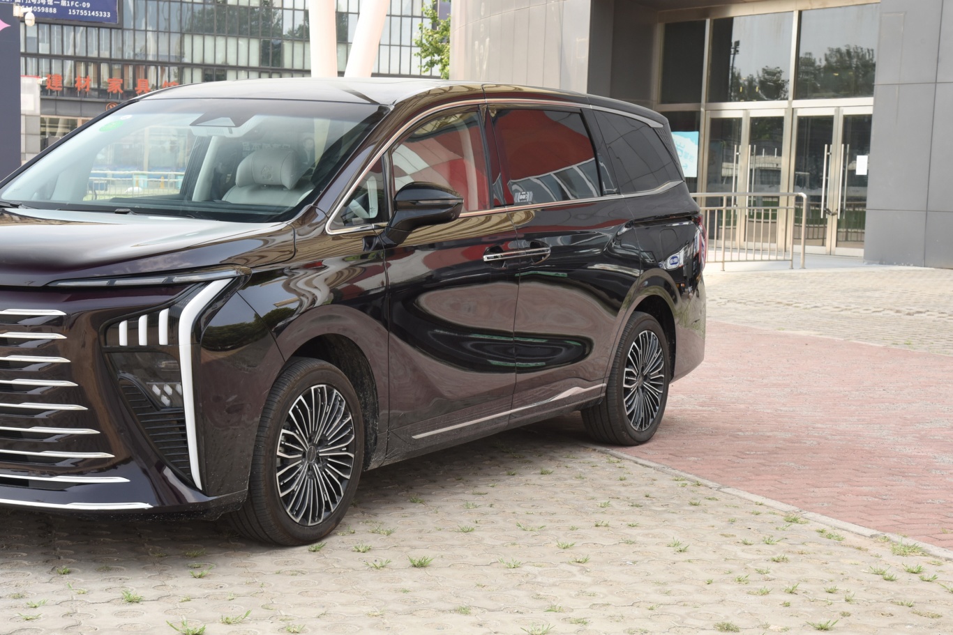 【风行星海V9青云梯系列 1.5T 200km 旗舰型外观细节图片-汽车图片大全】-易车