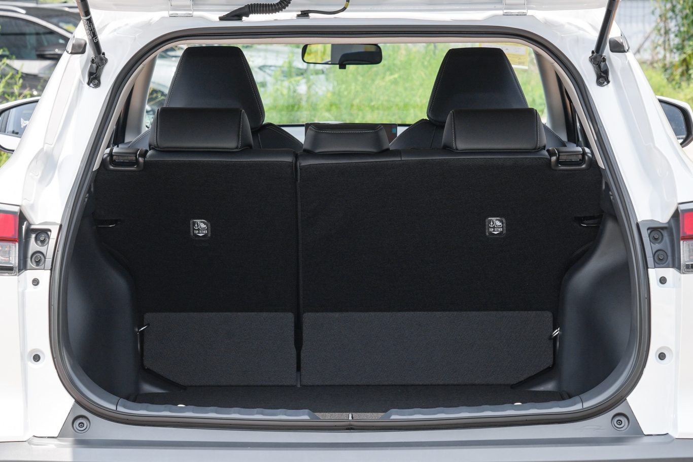 【卡罗拉锐放2.0L 豪华版后备厢空间特写图片-汽车图片大全】-易车