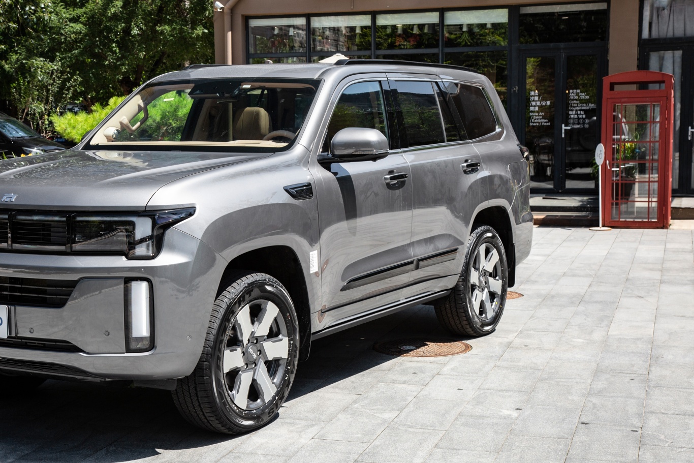 【北京越野BJ60雷霆1.5T 152km 魔核电驱进阶版 7座外观细节图片-汽车图片大全】-易车