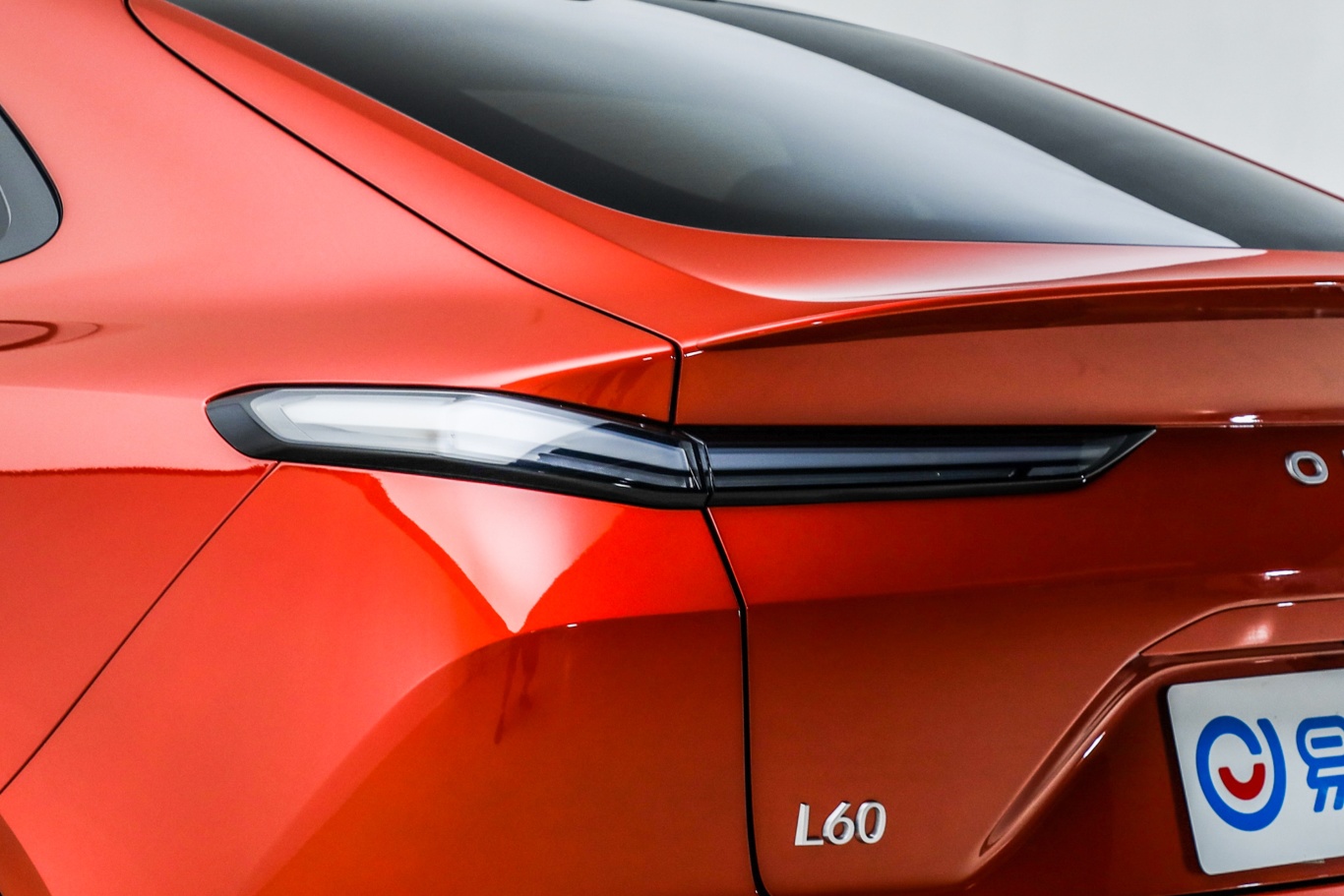 【乐道L60555km 后驱标准续航版外观灯组图片-汽车图片大全】-易车