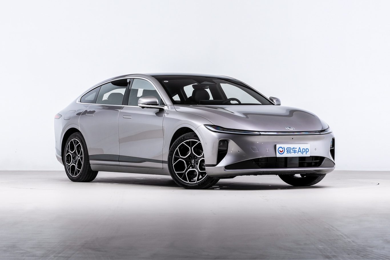 【长安启源A07纯电 真香版 710km 远航型侧前45度车头向右水平图片-汽车图片大全】-易车